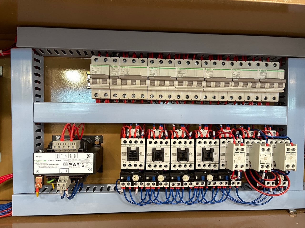 SM4C Four Cup Flat Edger- 4 Spindle