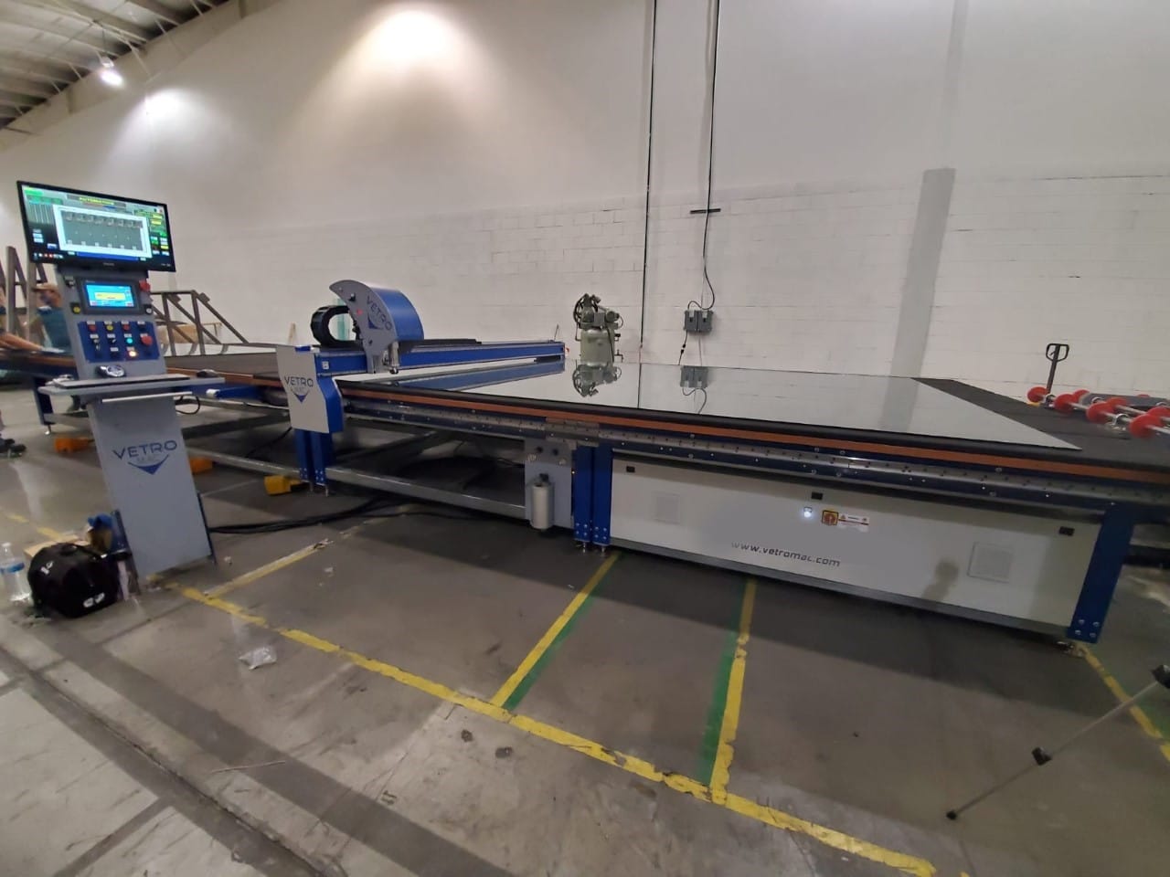 SL Series Vetromac Cutting Tables