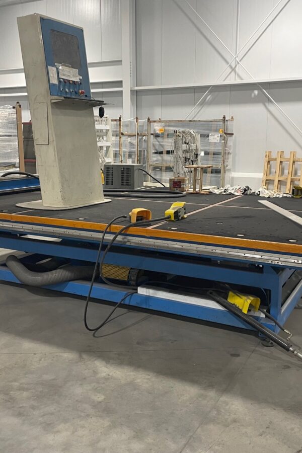 Maver CNC Tilt Glass Cutting Table